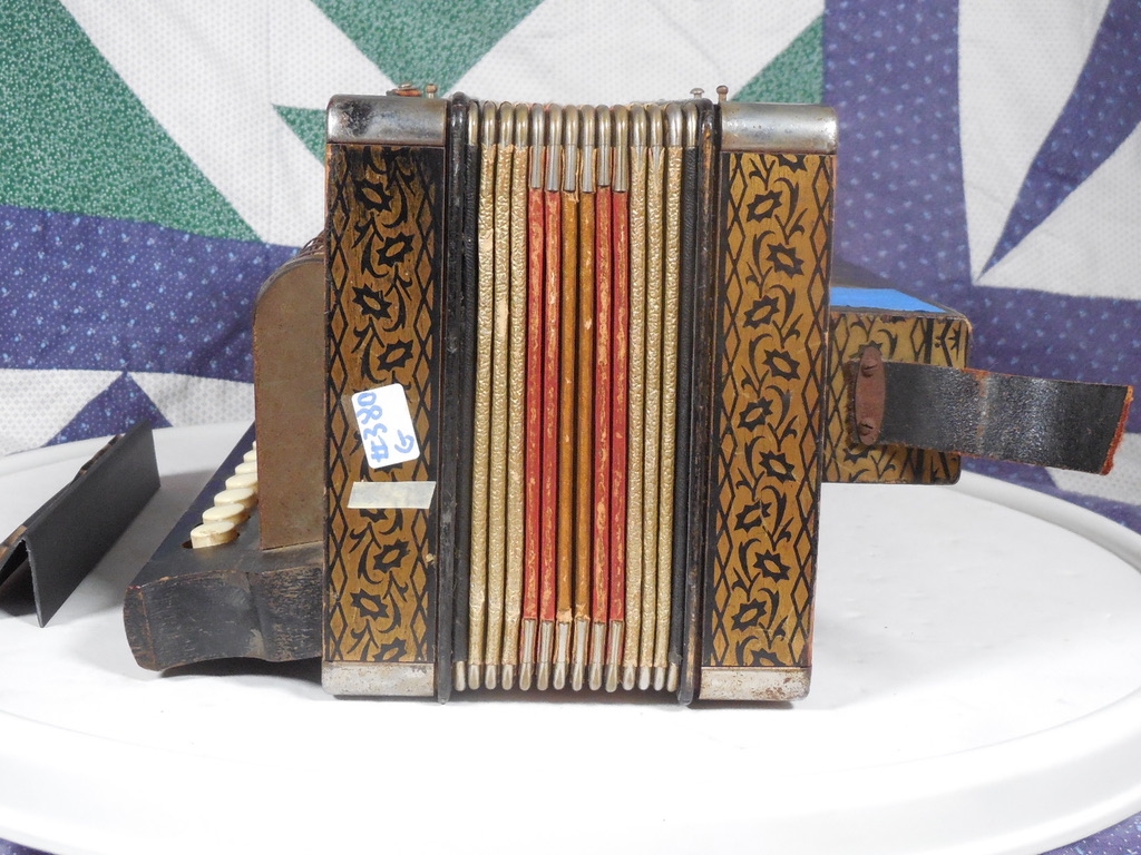 Button Box Accordions